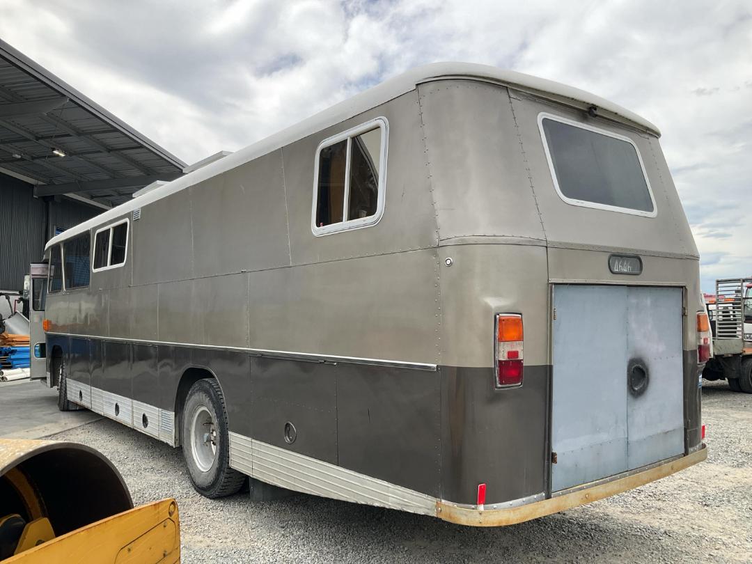 Used Ford R1114 1977 | Turners Buses, Caravans & Motorhomes | 25140708 ...