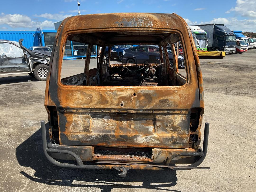 Damaged Ford Econovan LWB 1987 in Wiri | at Turners Damaged and End Of ...