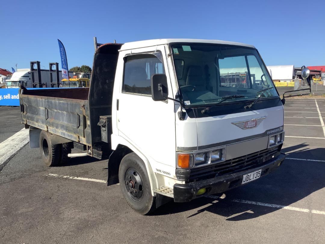 Used Hino RANGER FB112 1987 | Turners Trucks & Machinery for Sale ...