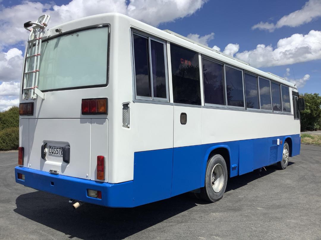 Used HINO RAINBOW RJ172 1990 | Turners Buses, Caravans & Motorhomes ...