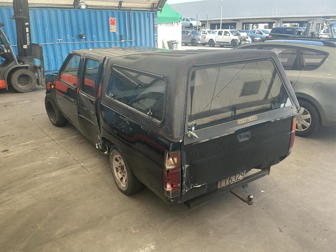 Damaged Nissan Navara D/C W/S DSL 1995 in Wiri | at Turners Damaged and ...
