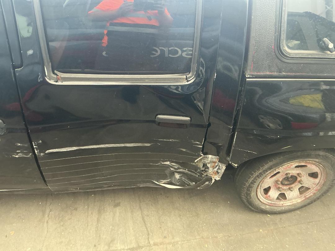 Damaged Nissan Navara D/C W/S DSL 1995 in Wiri | at Turners Damaged and ...