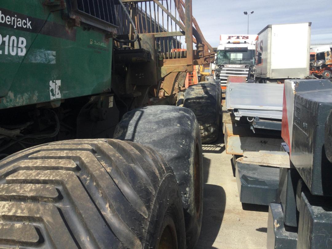 Used Timberjack 1210B 1995 | Turners Trucks & Machinery for Sale ...