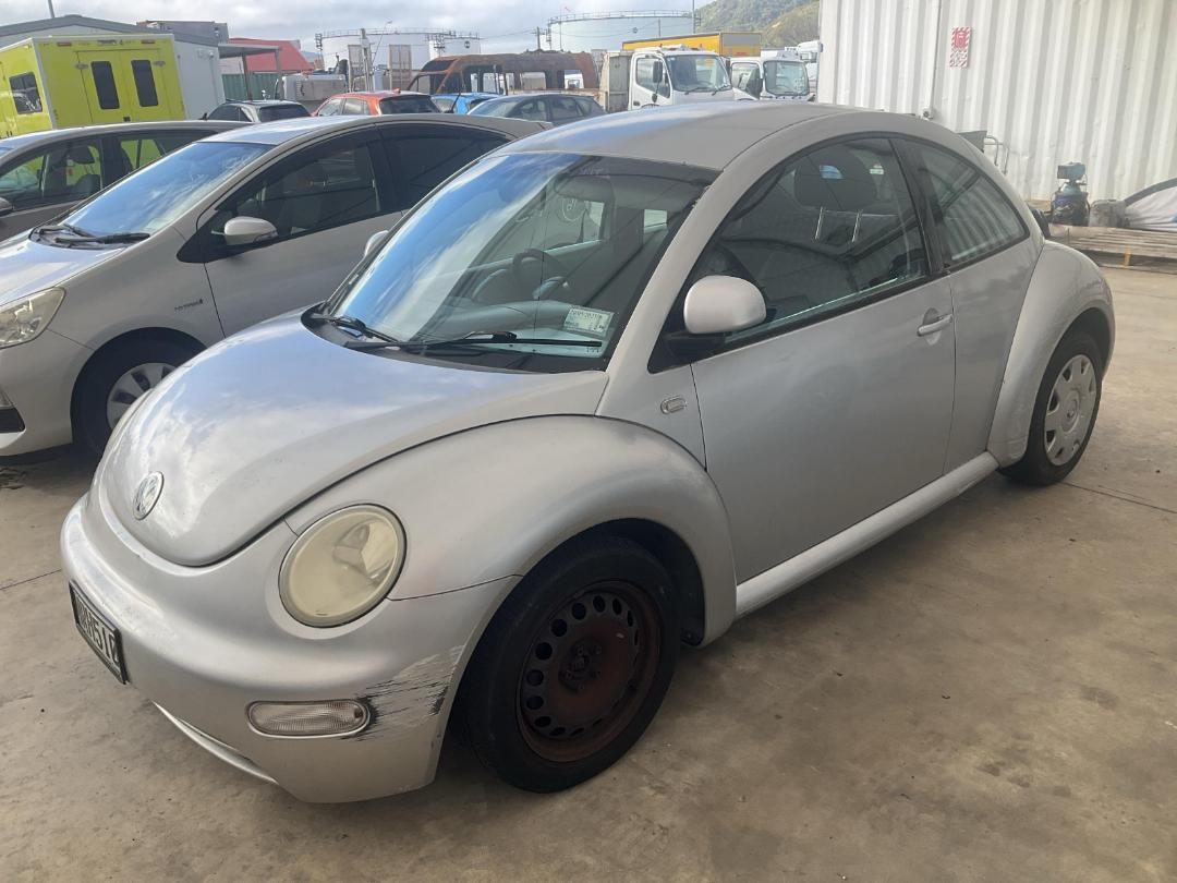 Damaged Volkswagen Beetle 2001 in Wellington - Seaview | at Turners ...