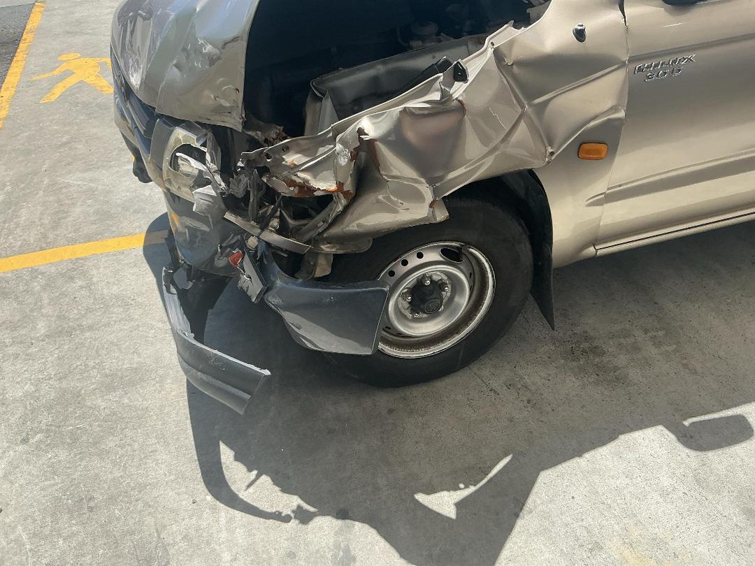 Damaged Toyota Hilux SR5 D/C 2002 in Wiri | at Turners Damaged and End ...
