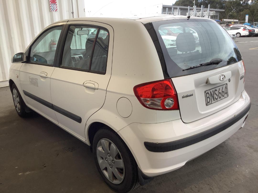 Damaged Hyundai Getz GL 2003 in Christchurch – Bromley | at Turners ...