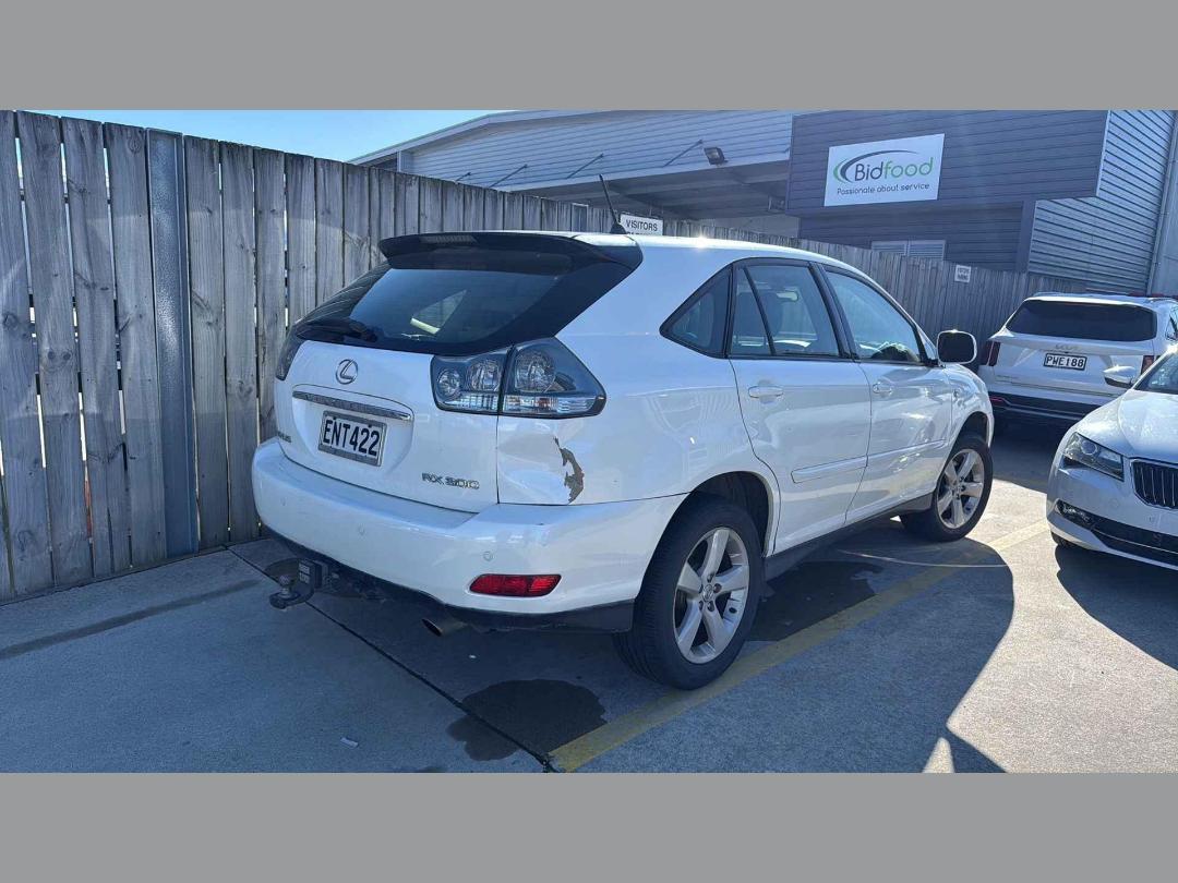 Damaged Lexus RX300 2003 in Christchurch – Bromley | at Turners Damaged ...