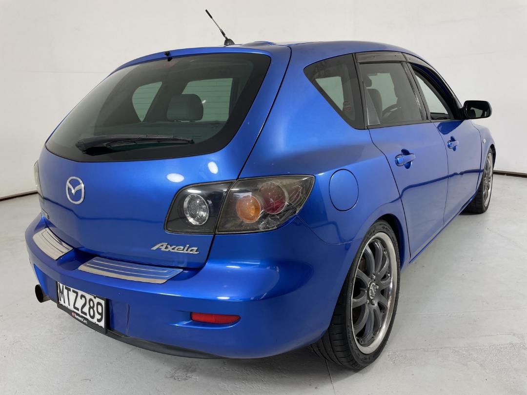 Used Mazda Axela 2004 | New Plymouth | at Turners Cars | 25598528 | Turners