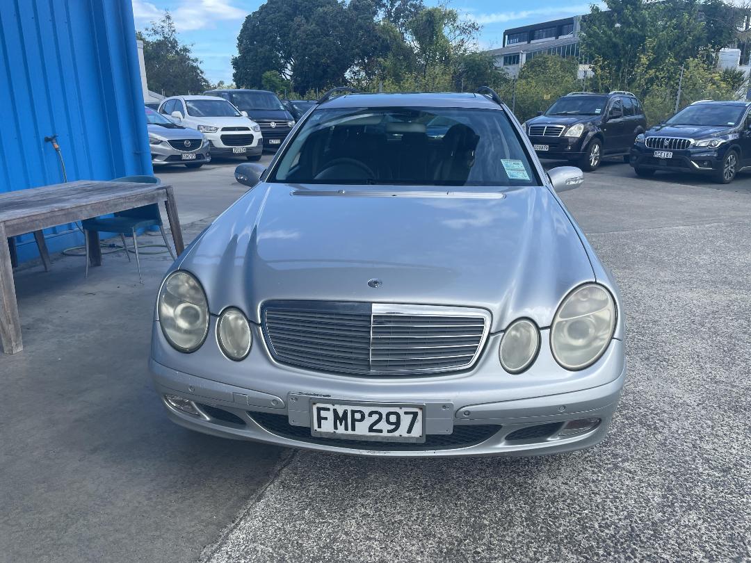 Damaged Mercedes-Benz E-Class E320 CDI 2004 in Whangarei | at Turners ...