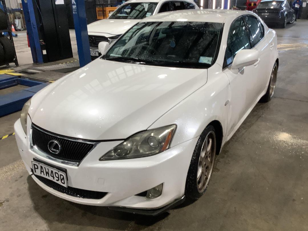 Damaged Lexus IS350 2005 in Penrose - Gavin Street | at Turners Damaged ...