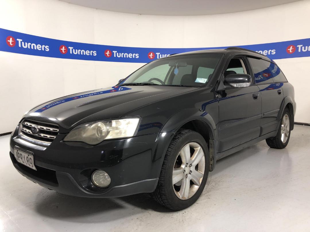 Damaged Subaru Outback 2005 in Avalon Drive | at Turners Damaged and ...