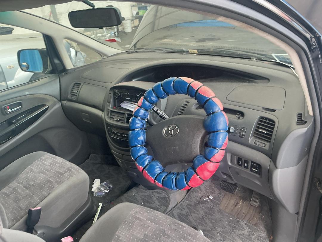 Damaged Toyota Estima 2005 in Wiri | at Turners Damaged and End Of Life ...