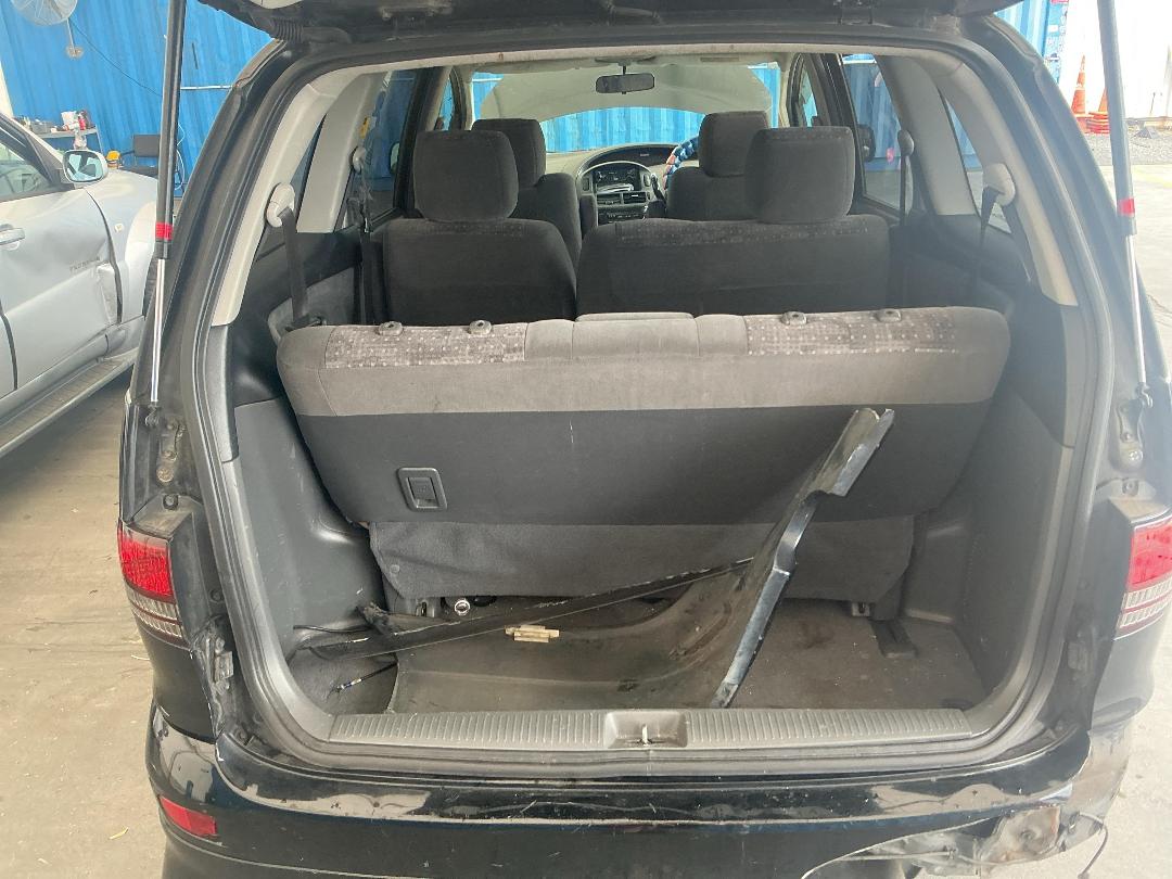 Damaged Toyota Estima 2005 in Wiri | at Turners Damaged and End Of Life ...