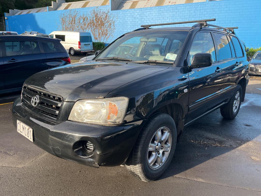 Damaged Toyota Highlander 2005 in Otahuhu | at Turners Damaged and End ...
