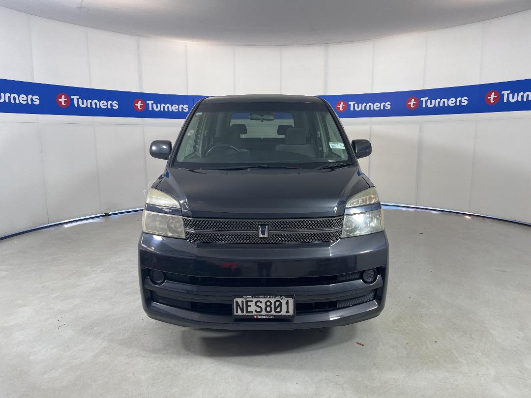 Used Toyota Voxy 2005 | Manukau | at Turners Cars | 27889771 | Turners