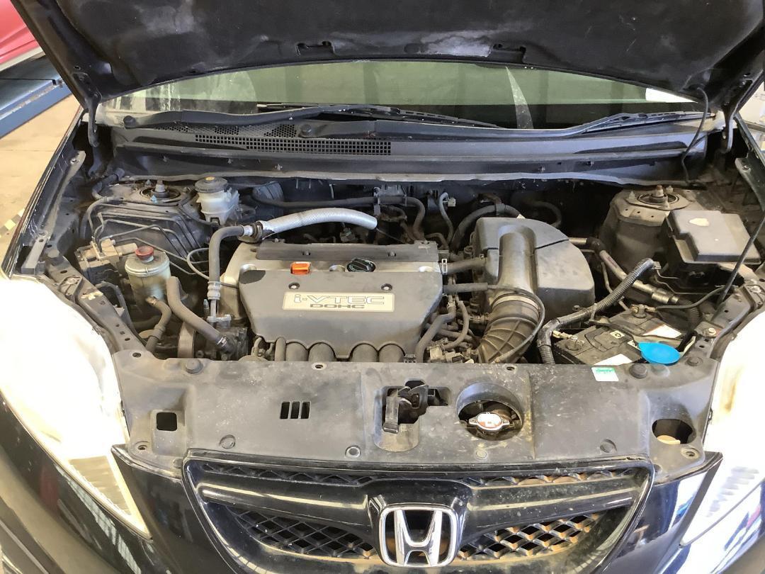 Damaged Honda Edix 2006 in Otahuhu | at Turners Damaged and End Of Life ...