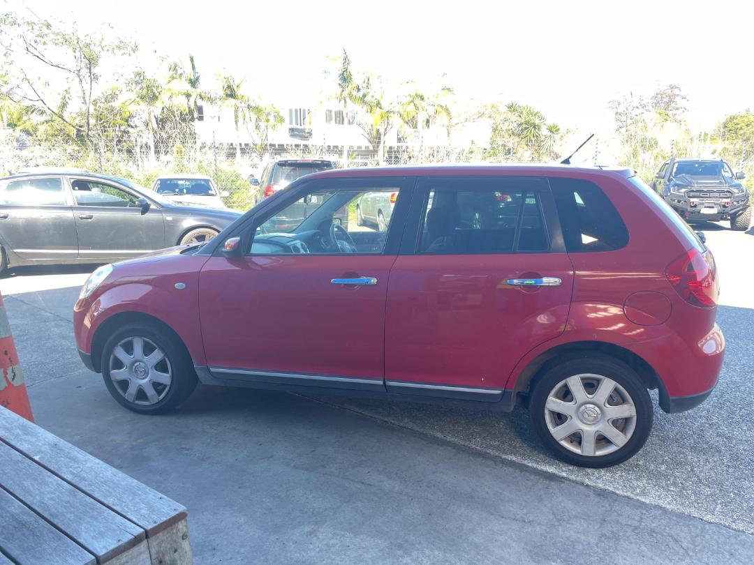 Damaged Mazda Verisa 2006 in Whangarei | at Turners Damaged and End Of ...