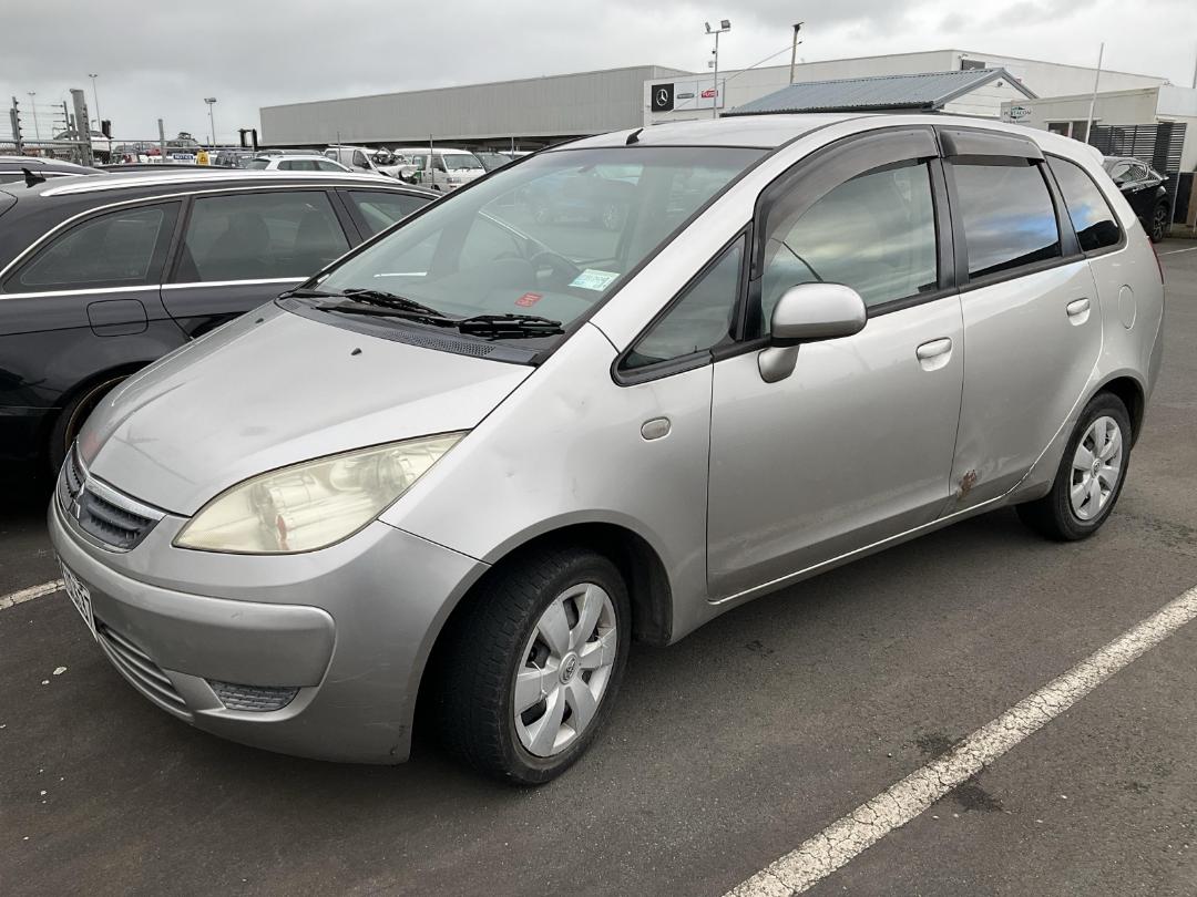 Damaged Mitsubishi Colt Plus 2006 in Wiri | at Turners Damaged and End ...
