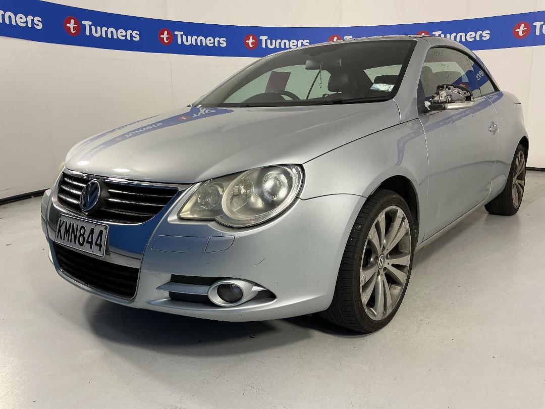 Damaged Volkswagen EOS 2006 in Dunedin | at Turners Damaged and End Of ...