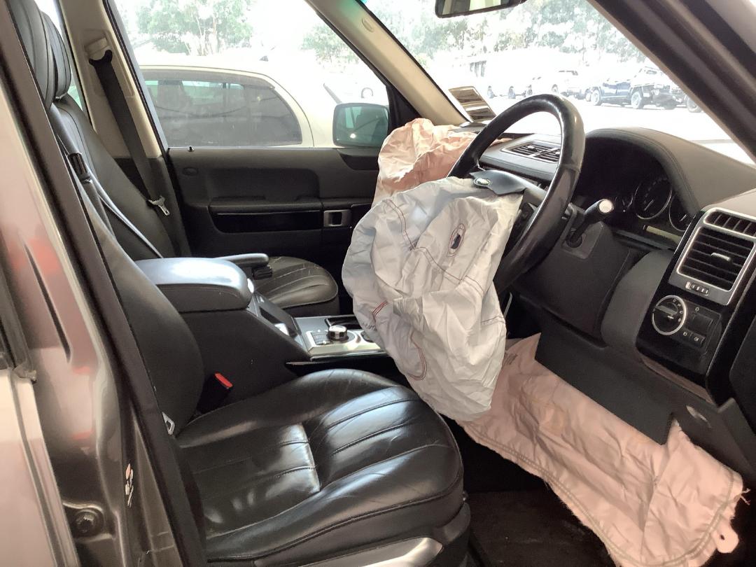 Damaged Land Rover Range Rover SUV 2007 in Christchurch – Bromley | at ...