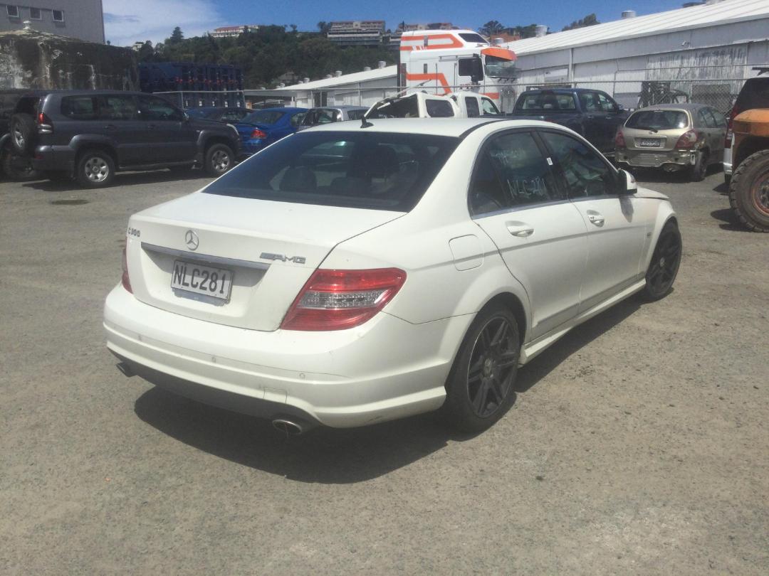 Damaged Mercedes-Benz C300 2007 in Wellington - Seaview | at Turners ...