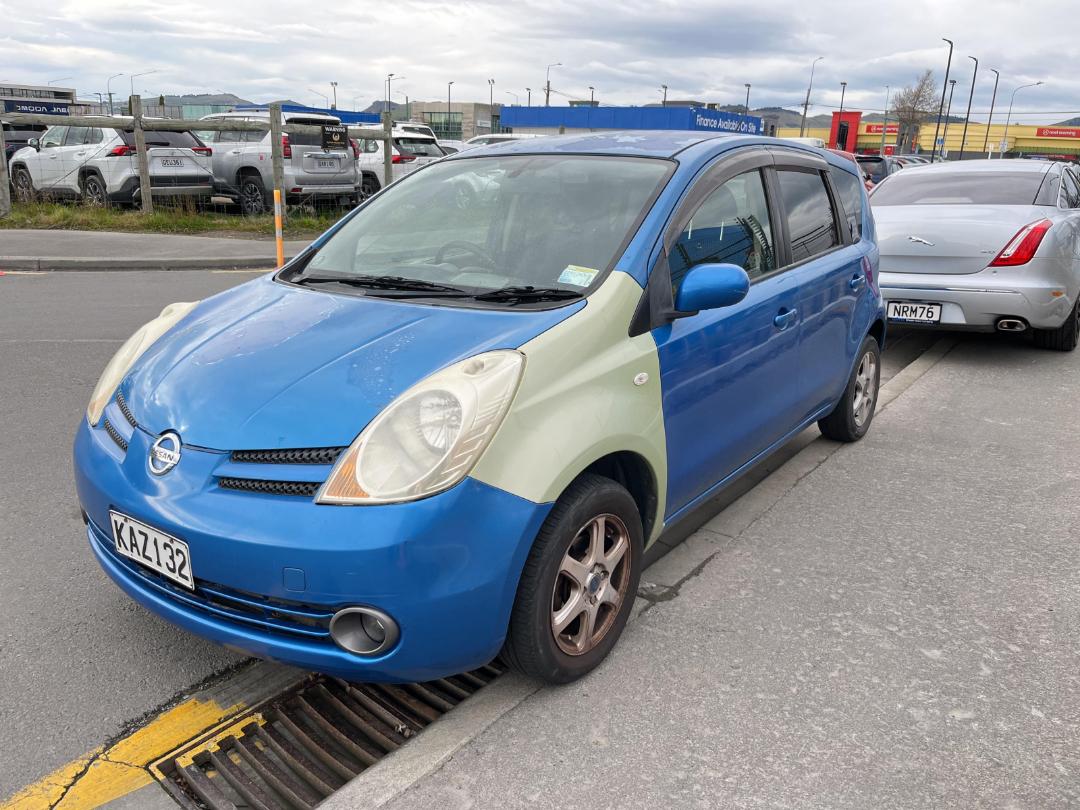 Damaged Nissan Note 2007 in Moorhouse Ave | at Turners Damaged and End ...