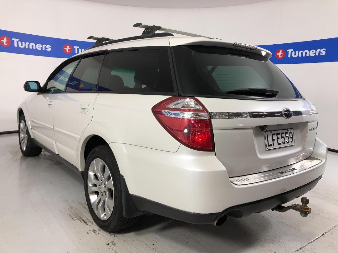 Used Subaru Legacy Outback 2007 | Avalon Drive | at Turners Cars ...