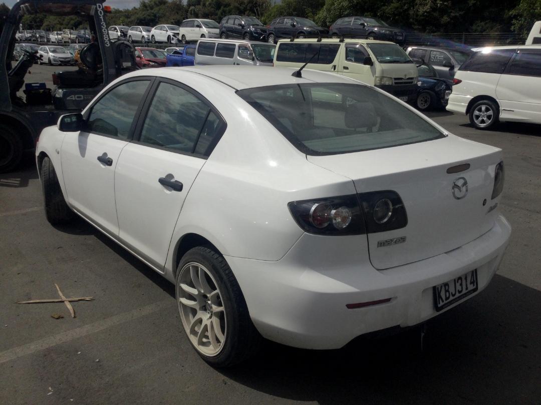 Damaged Mazda Axela 2008 in Avalon Drive | at Turners Damaged and End ...