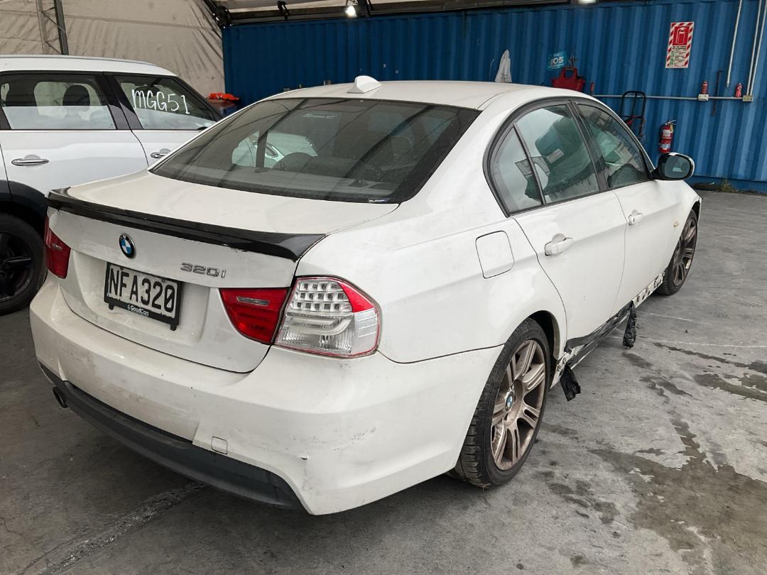 Damaged BMW 320I 2009 in Wiri | at Turners Damaged and End Of Life Vehicles | 25484235 | Turners