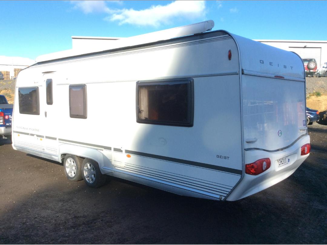 Used Caravan Geist Signature Feny 2009 | Turners Buses, Caravans ...