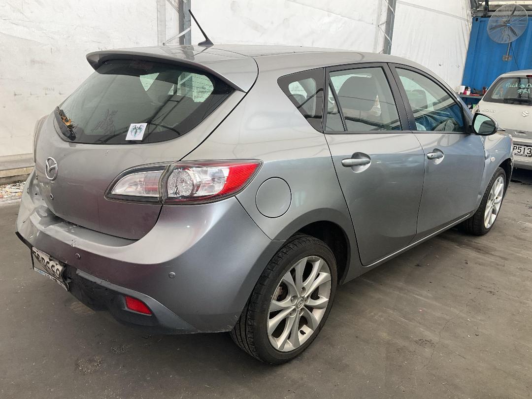 Damaged Mazda Mazda3 Sporthatch GSX 2009 in Wiri | at Turners Damaged ...