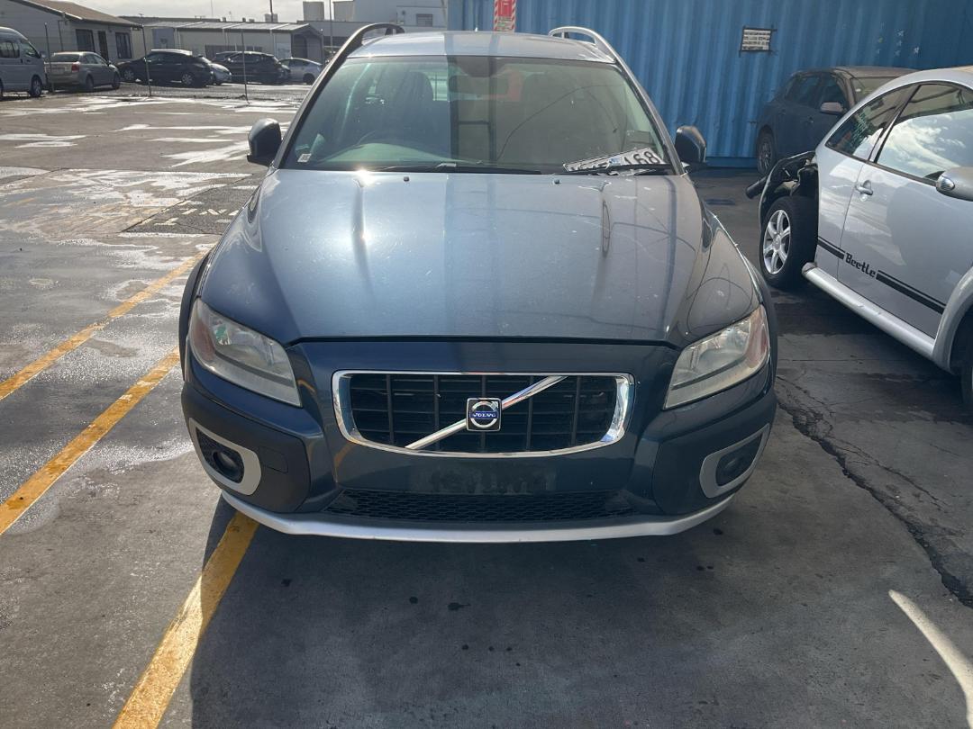 Damaged Volvo XC70 D5 2009 in Wiri | at Turners Damaged and End Of Life ...