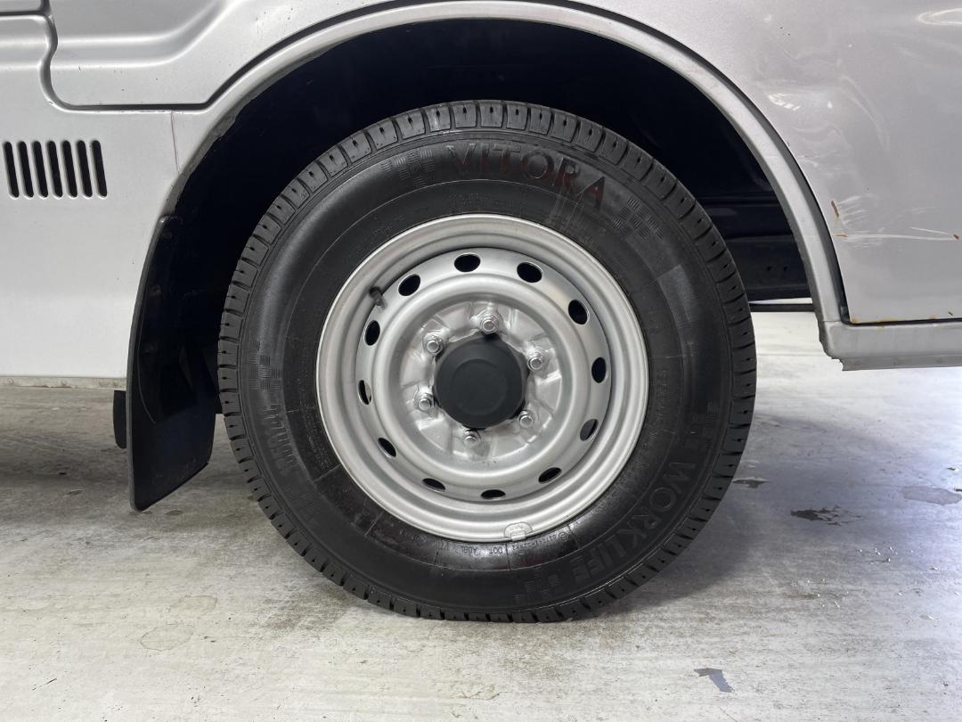 Used Mazda E2000 LWB EGI 2010 | Tauranga | at Turners Cars | 25571493 ...