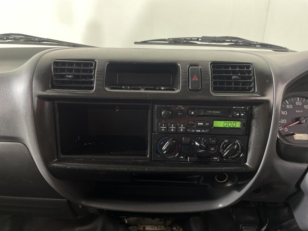 Used Mazda E2000 LWB EGI 2010 | Tauranga | at Turners Cars | 25571493 ...