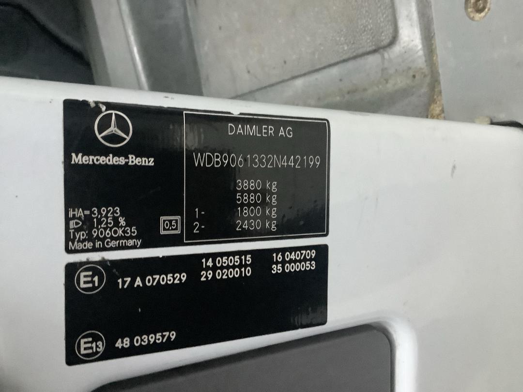Damaged Mercedes-Benz Sprinter C/C318CDI 3625 3.88T 2010 in ...