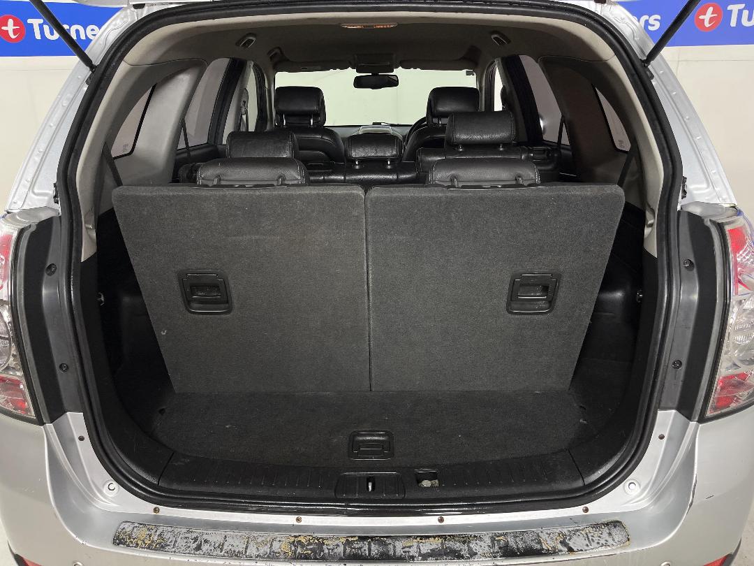 Used Holden Captiva 7 LX V6 2011 | Tauranga | at Turners Cars ...