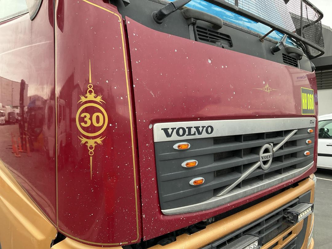 Used Volvo FH 500 2011 | Turners Trucks & Machinery for Sale | 25644507 ...