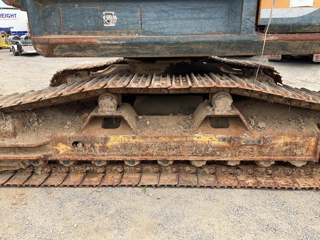 Used Hyundai R210LC-9 2012 | Turners Trucks & Machinery for Sale ...