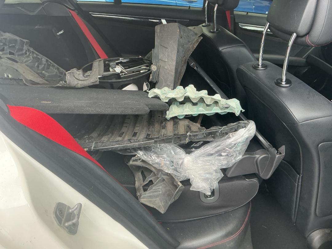 Damaged Mercedes-Benz C-Class C200CGI Station Wagon 2012 in Wiri | at ...