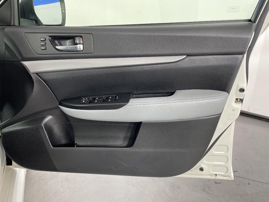 Used Subaru Legacy 2012 | Palmerston North | at Turners Cars | 27833397 ...