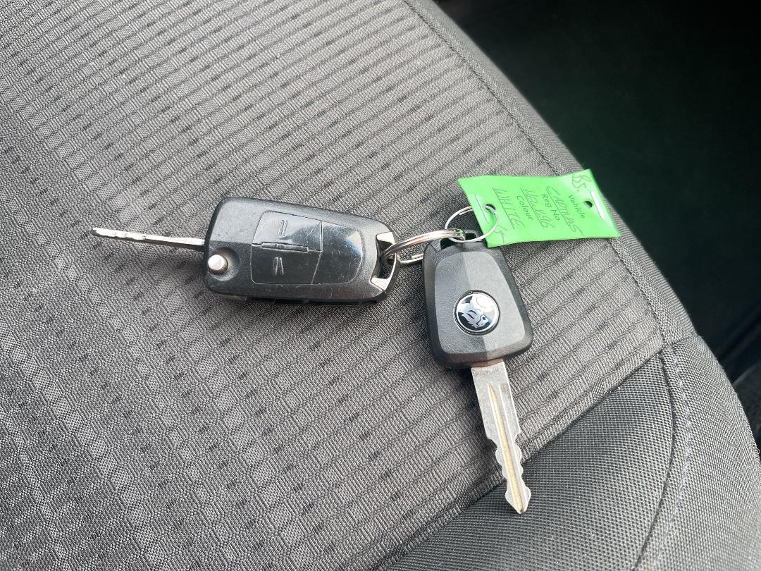 Damaged Holden Captiva 5 LT 2013 in Moorhouse Ave | at Turners Damaged ...