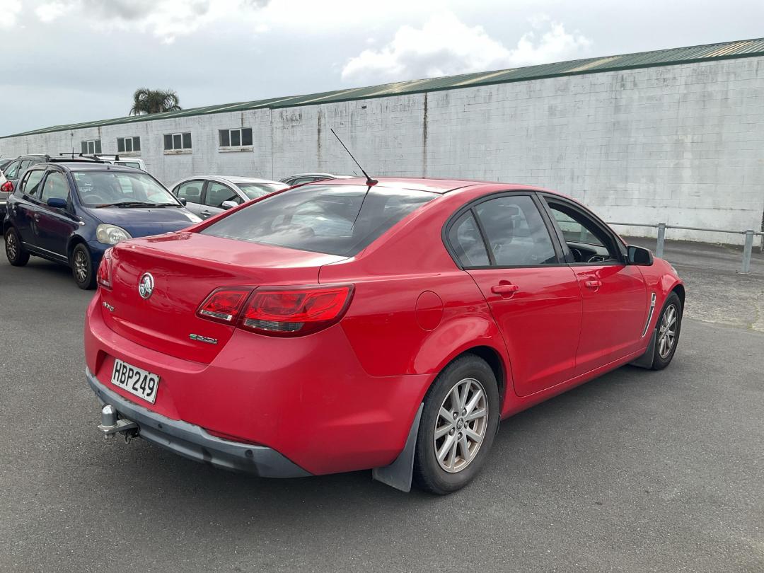 Damaged Holden Commodore VF Evoke V6 2013 in Penrose - Great South Road ...