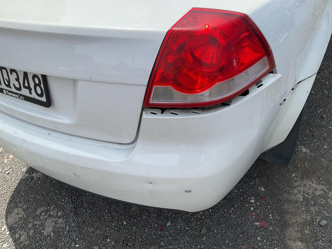 Damaged Holden Commodore Omega 2013 in Christchurch – Bromley | at ...