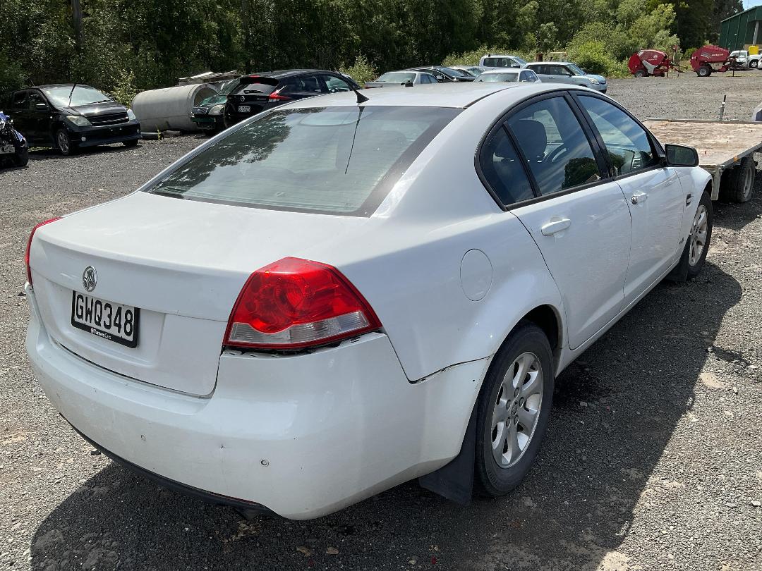 Damaged Holden Commodore Omega 2013 in Christchurch – Bromley | at ...