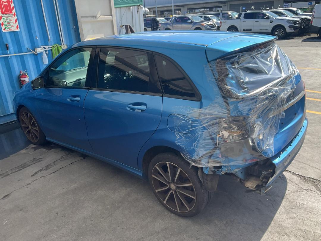 Damaged Mercedes-Benz B-Class B250 CGI 2013 in Wiri | at Turners ...