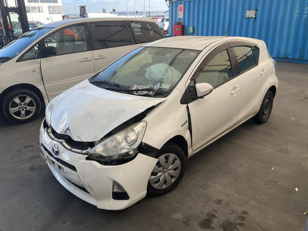 Damaged Toyota Aqua 2013 in Wiri | at Turners Damaged and End Of Life ...