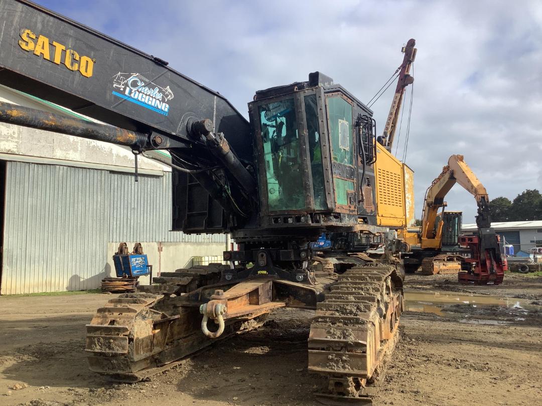 Used Caterpillar 552 2014 | Turners Trucks & Machinery for Sale ...