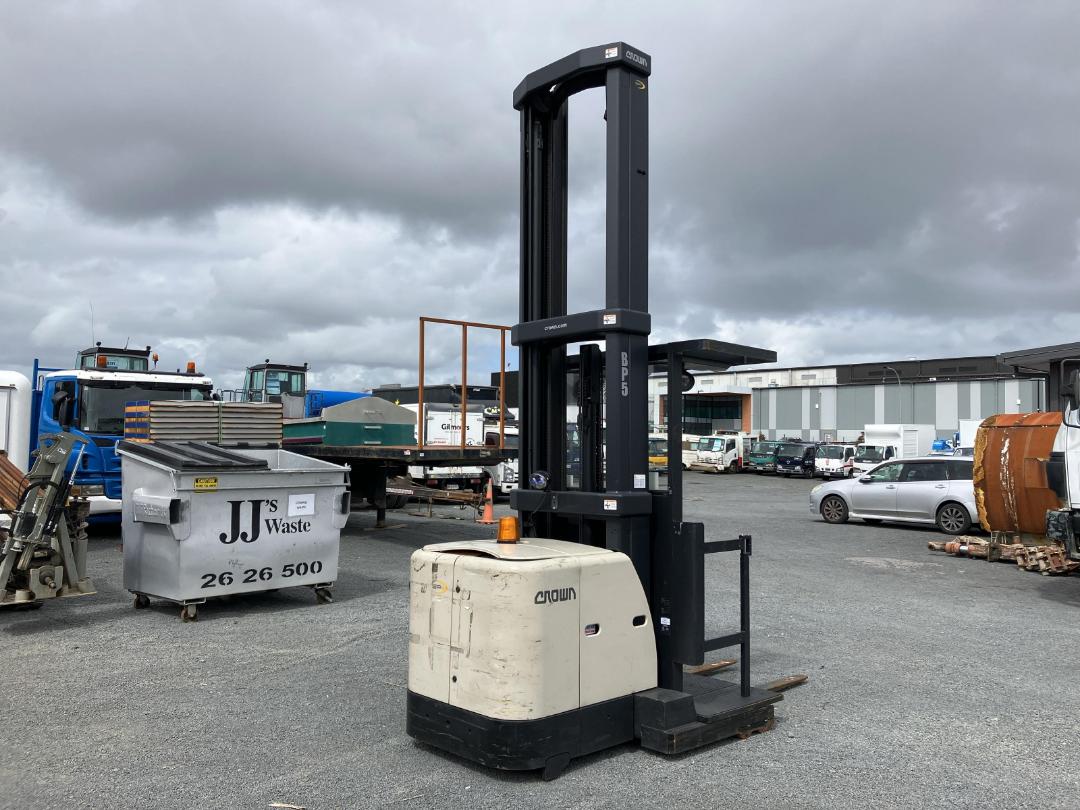 Used Crown Forklift SP3500 BP5 2014 | Turners Trucks & Machinery for ...