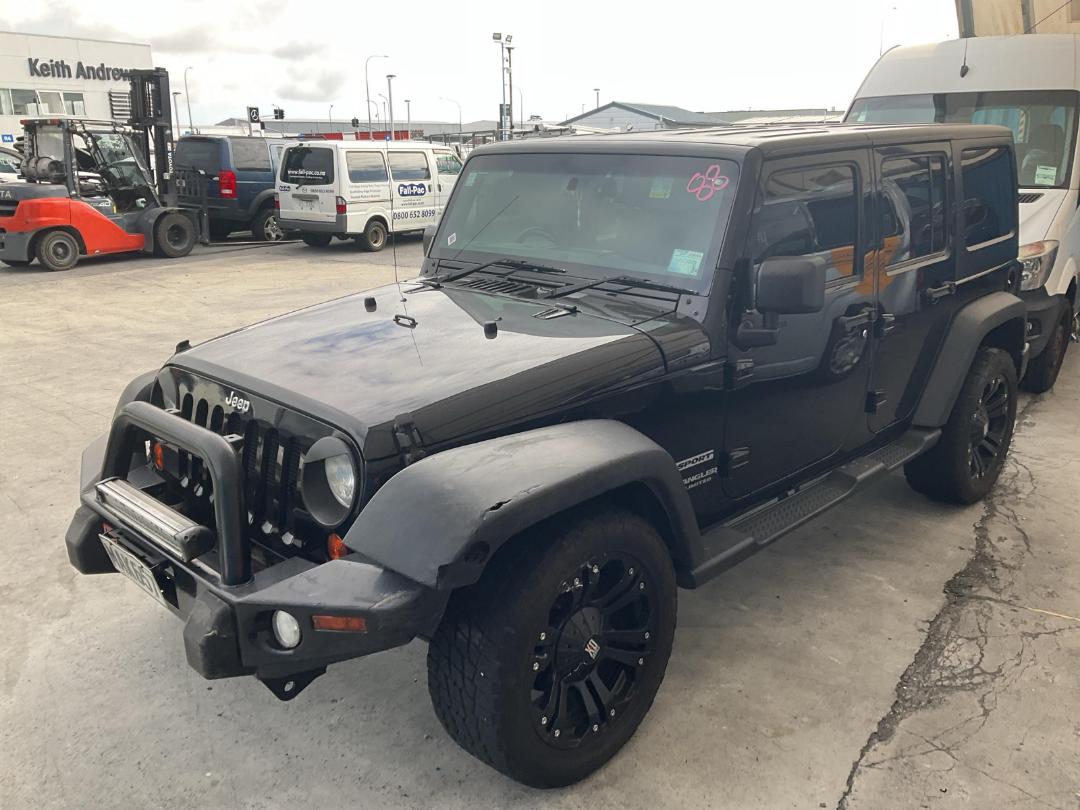 Damaged Jeep Wrangler Sport 2014 in Wiri | at Turners Damaged and End ...