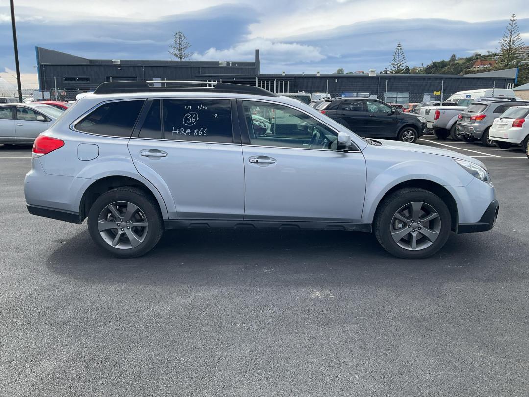 Damaged Subaru Outback 3.6R Premium 2014 in Napier | at Turners Damaged ...